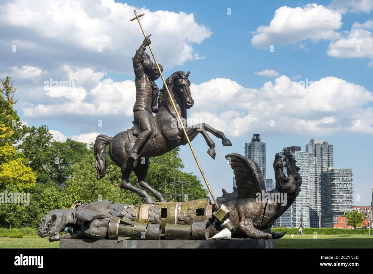 St. George Slaying Dragon Statue, Vereinte Nationen, New York City, USA ...