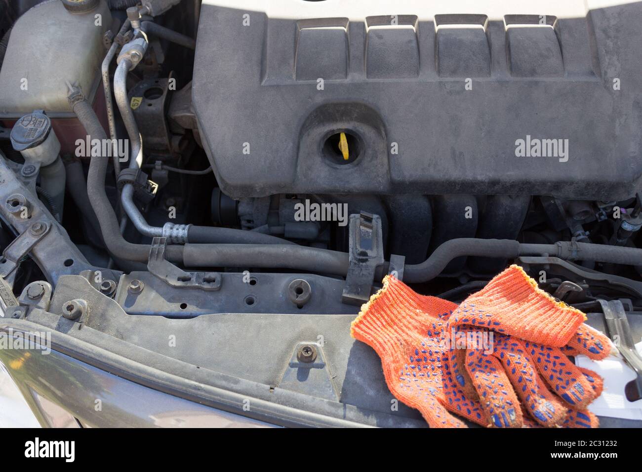 Fahrzeug motorteile -Fotos und -Bildmaterial in hoher Auflösung – Alamy