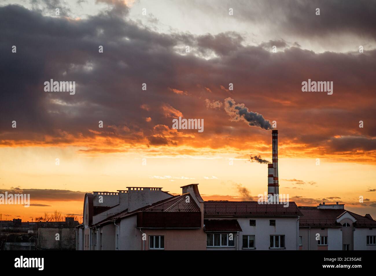 Dampfturbinen heizkraftwerk -Fotos und -Bildmaterial in hoher Auflösung ...