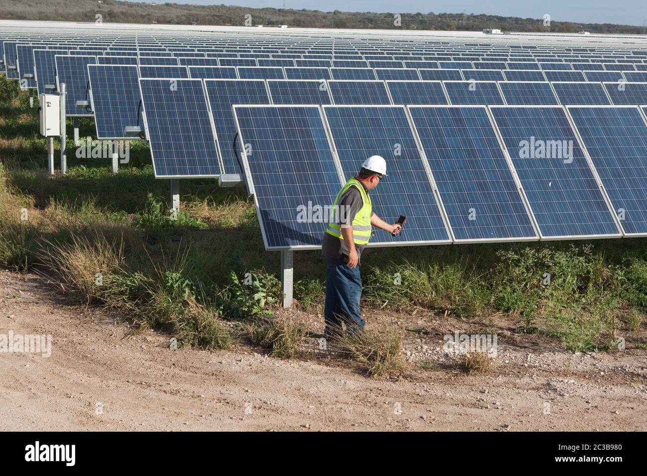 Webberville solarprojekt -Fotos und -Bildmaterial in hoher Auflösung ...