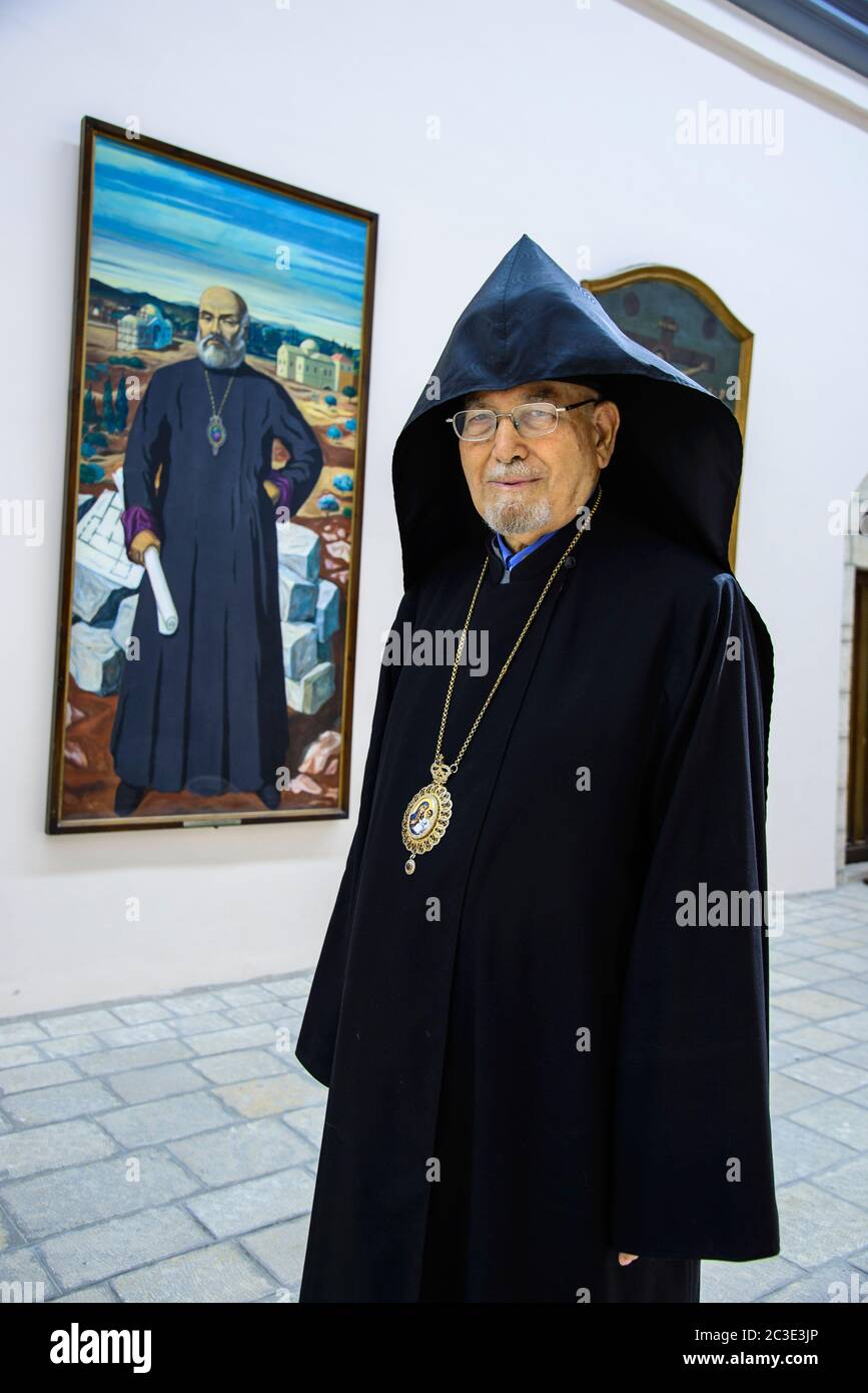 Erzbischof aris shirvanian -Fotos und -Bildmaterial in hoher Auflösung ...