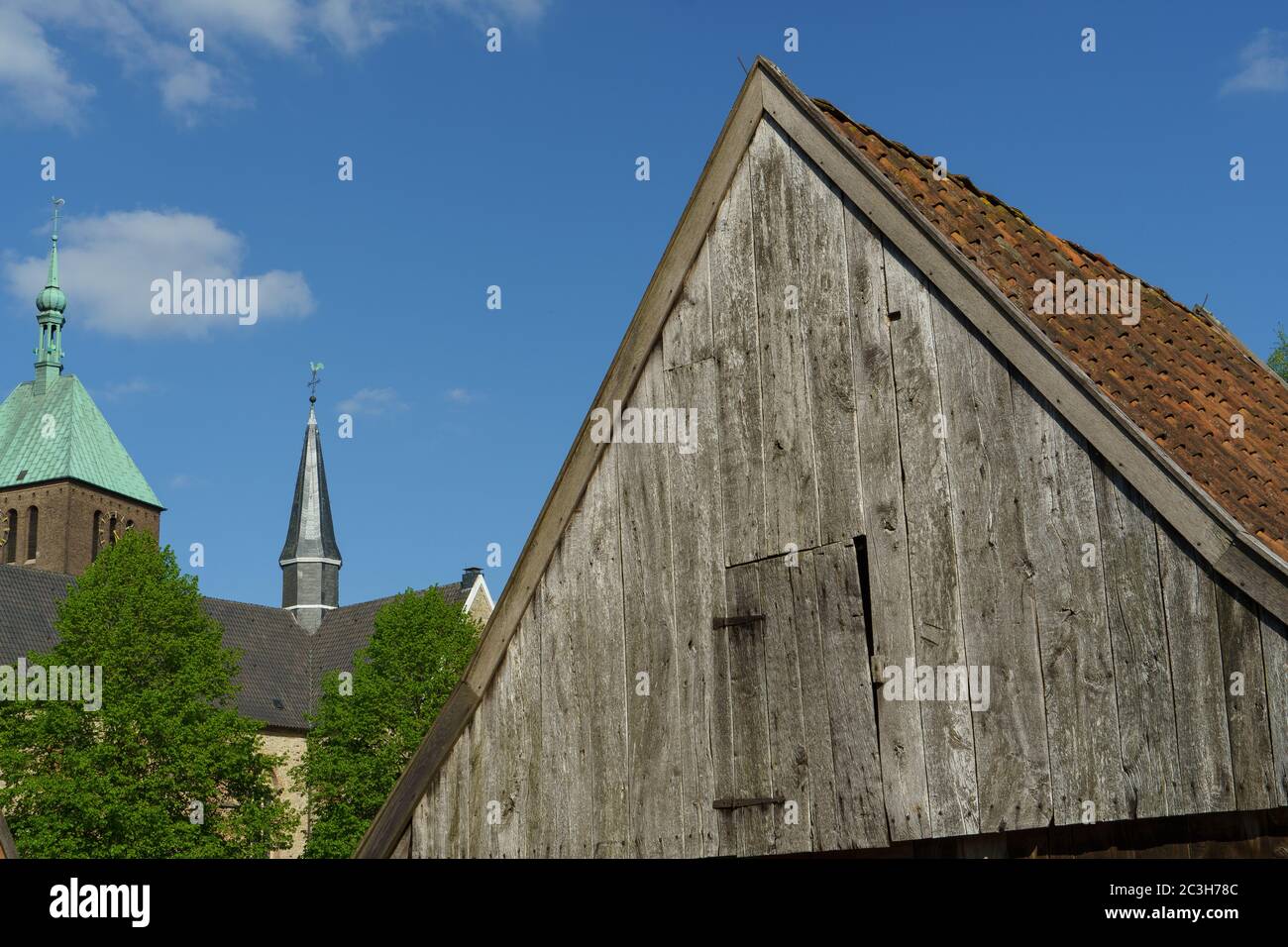 Bauernhaus giebel -Fotos und -Bildmaterial in hoher Auflösung – Alamy