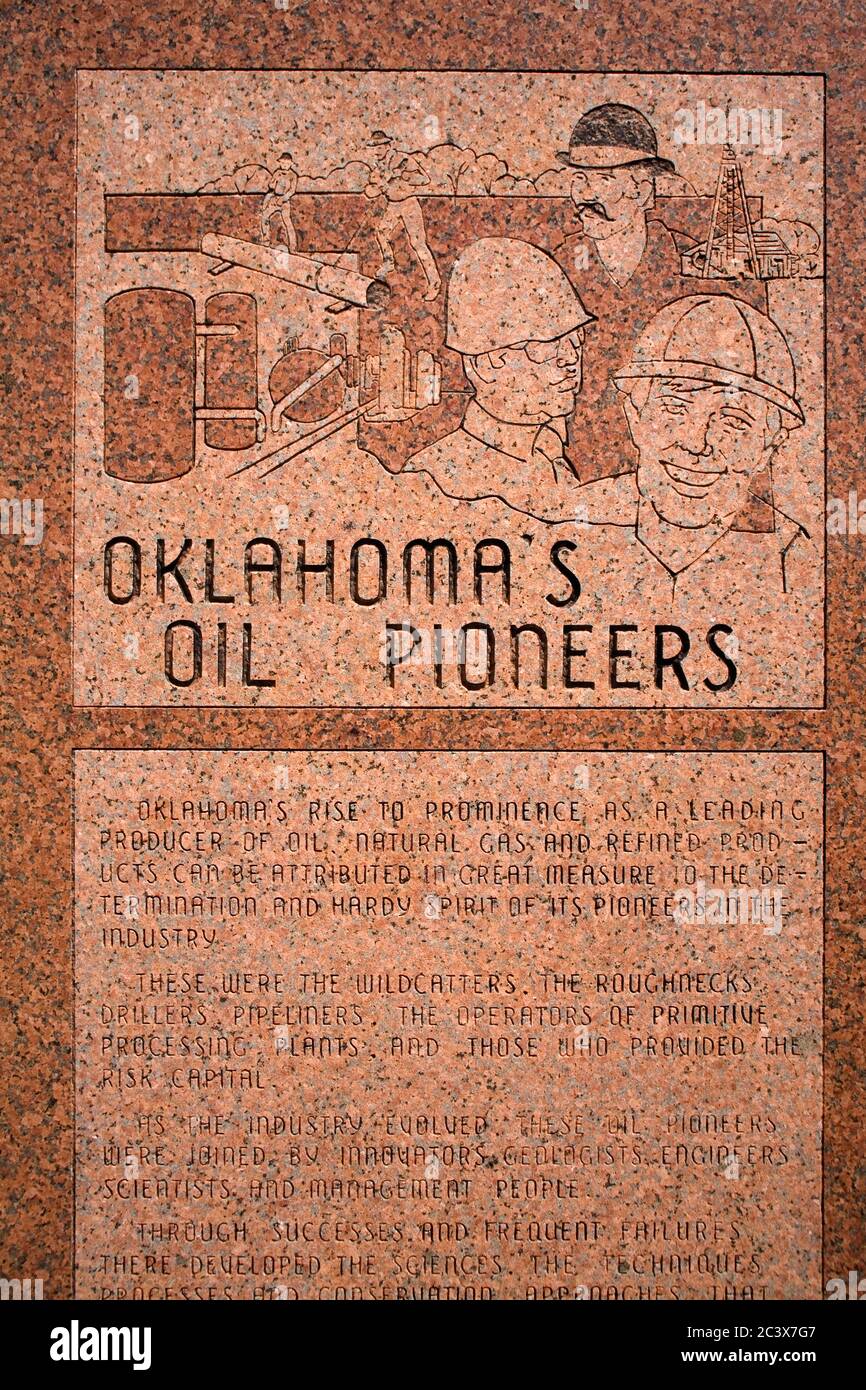 Monumento al petroleo oil monument -Fotos und -Bildmaterial in hoher ...