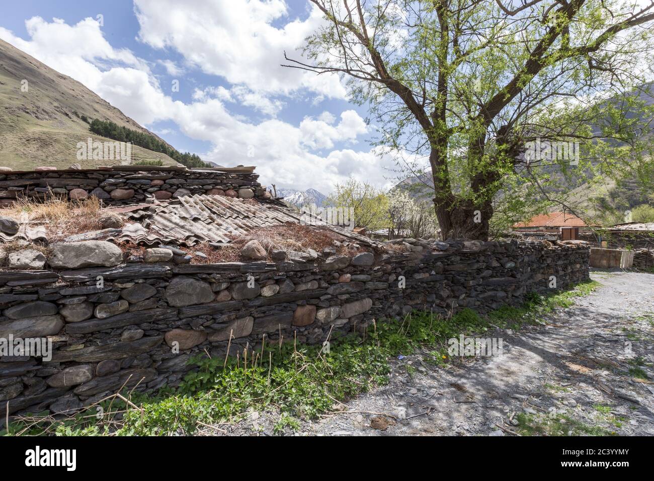 Dorf sno valley -Fotos und -Bildmaterial in hoher Auflösung – Alamy