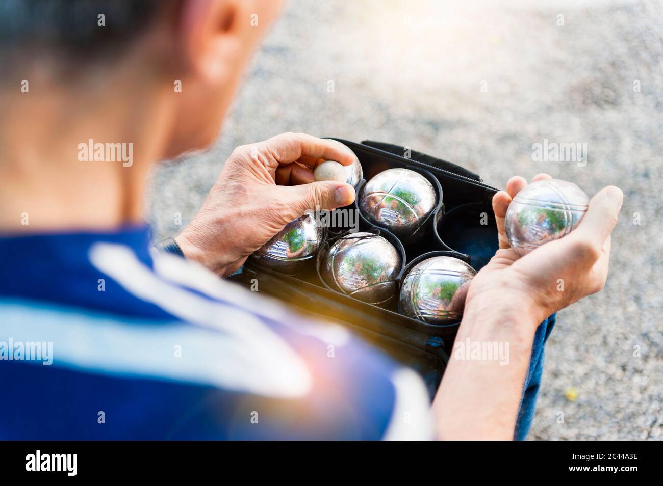 Boule ball -Fotos und -Bildmaterial in hoher Auflösung – Alamy