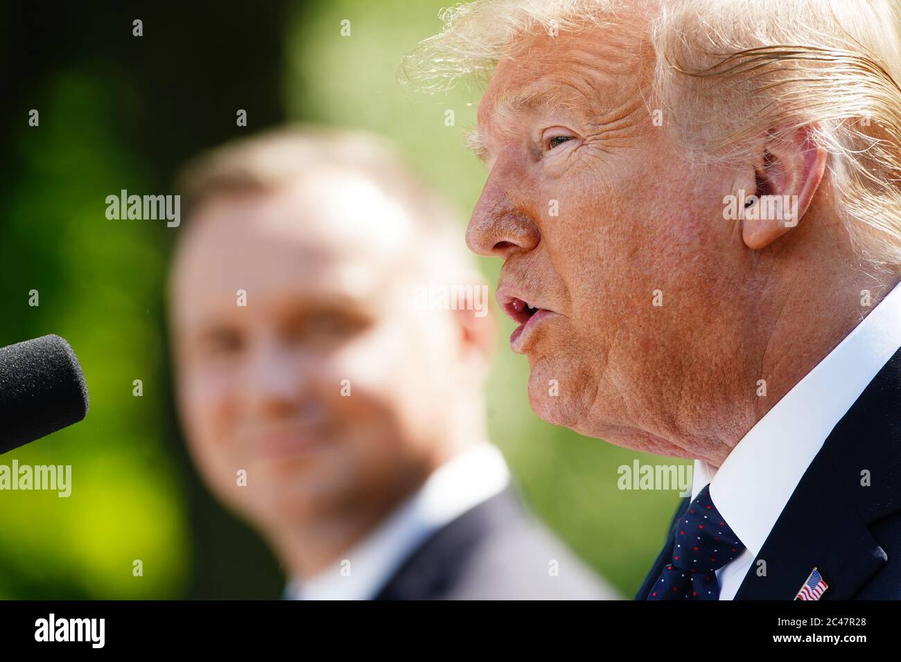 Washington, Vereinigte Staaten Von Amerika. Juni 2020. US-Präsident Donald J. Trump (R) und der ...