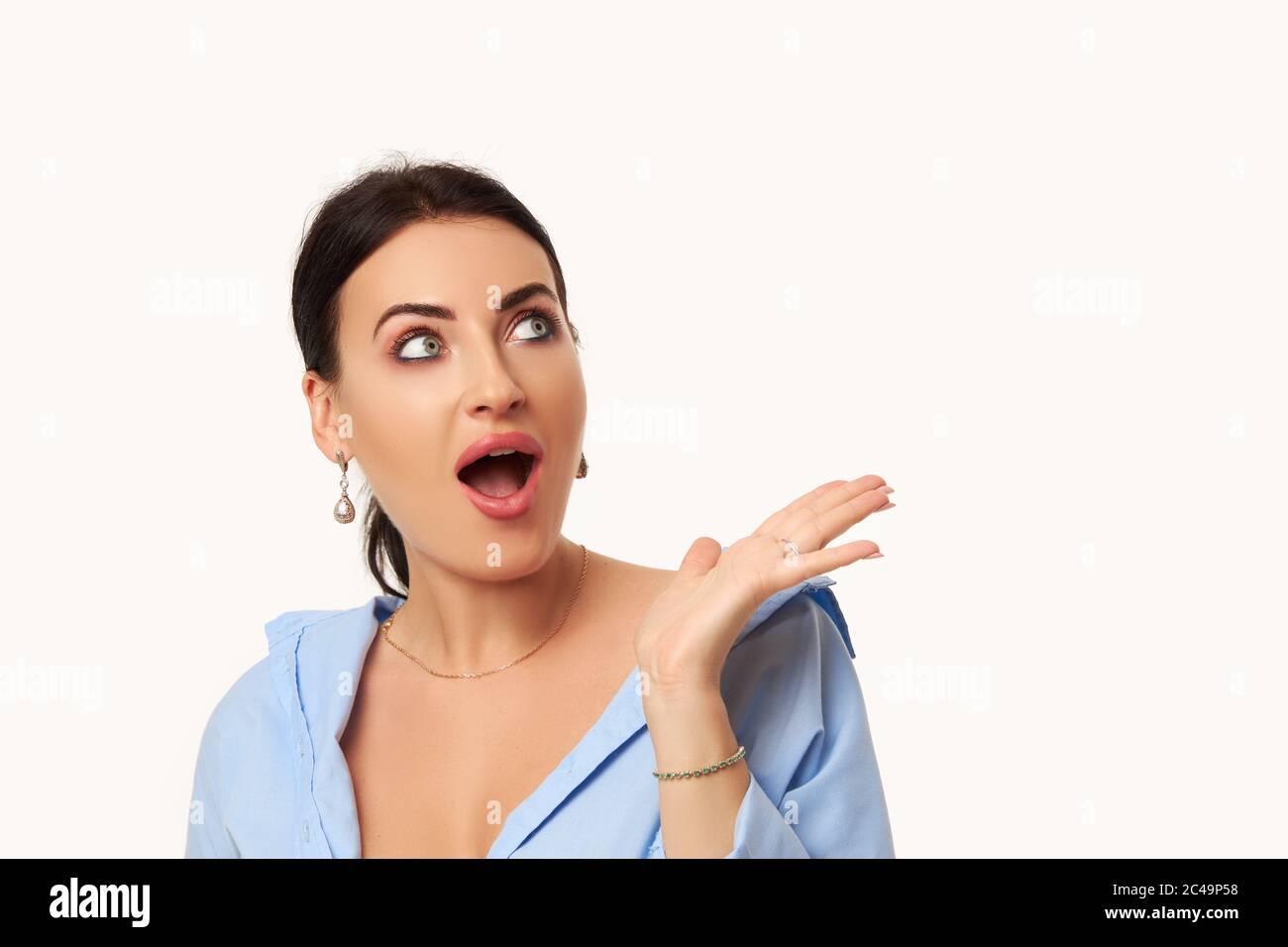 Schockiertes gesicht -Fotos und -Bildmaterial in hoher Auflösung – Alamy