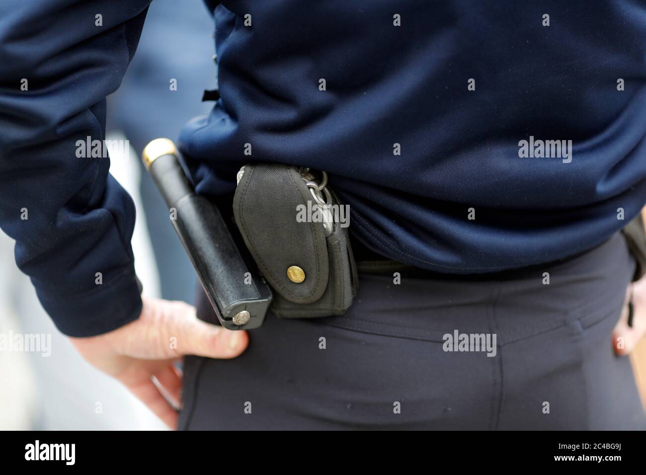 Polizei handschellen -Fotos und -Bildmaterial in hoher Auflösung – Alamy