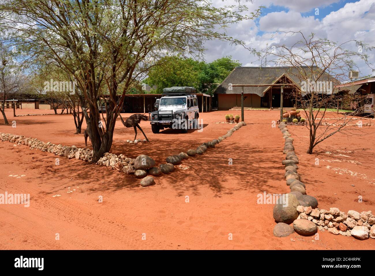 KALAHARI, NAMIBIA - 23. JAN 2016: Bagatelle Kalahari Game Ranch, eine ...