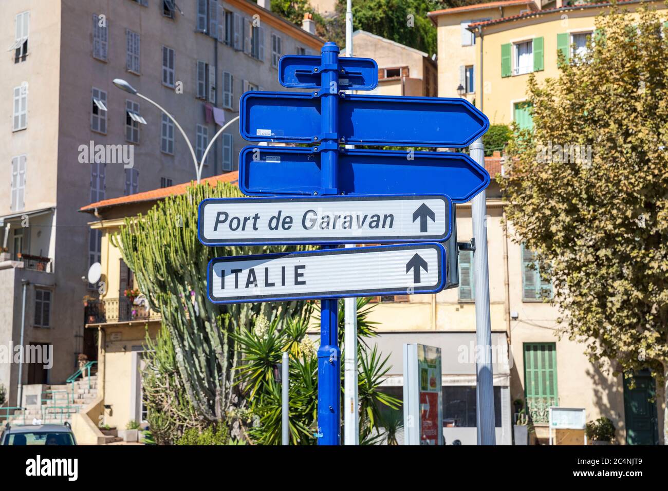 Port de menton garavan -Fotos und -Bildmaterial in hoher Auflösung – Alamy