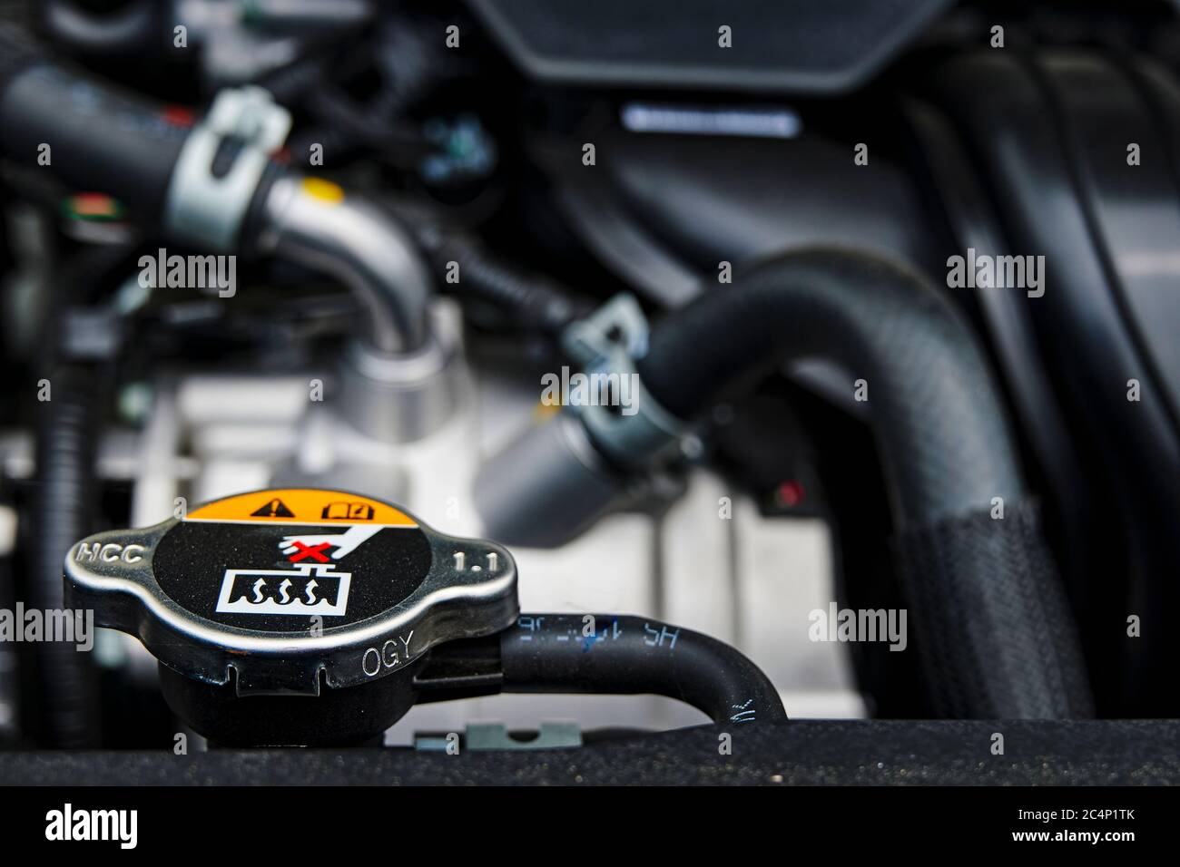 Elektroauto motorraum -Fotos und -Bildmaterial in hoher Auflösung – Alamy