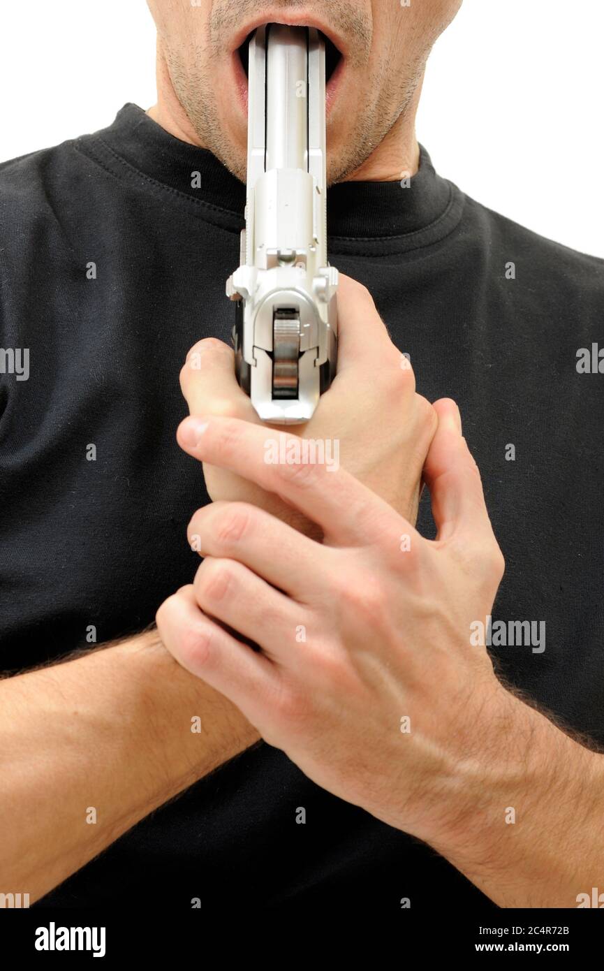Pistole in den mund -Fotos und -Bildmaterial in hoher Auflösung – Alamy