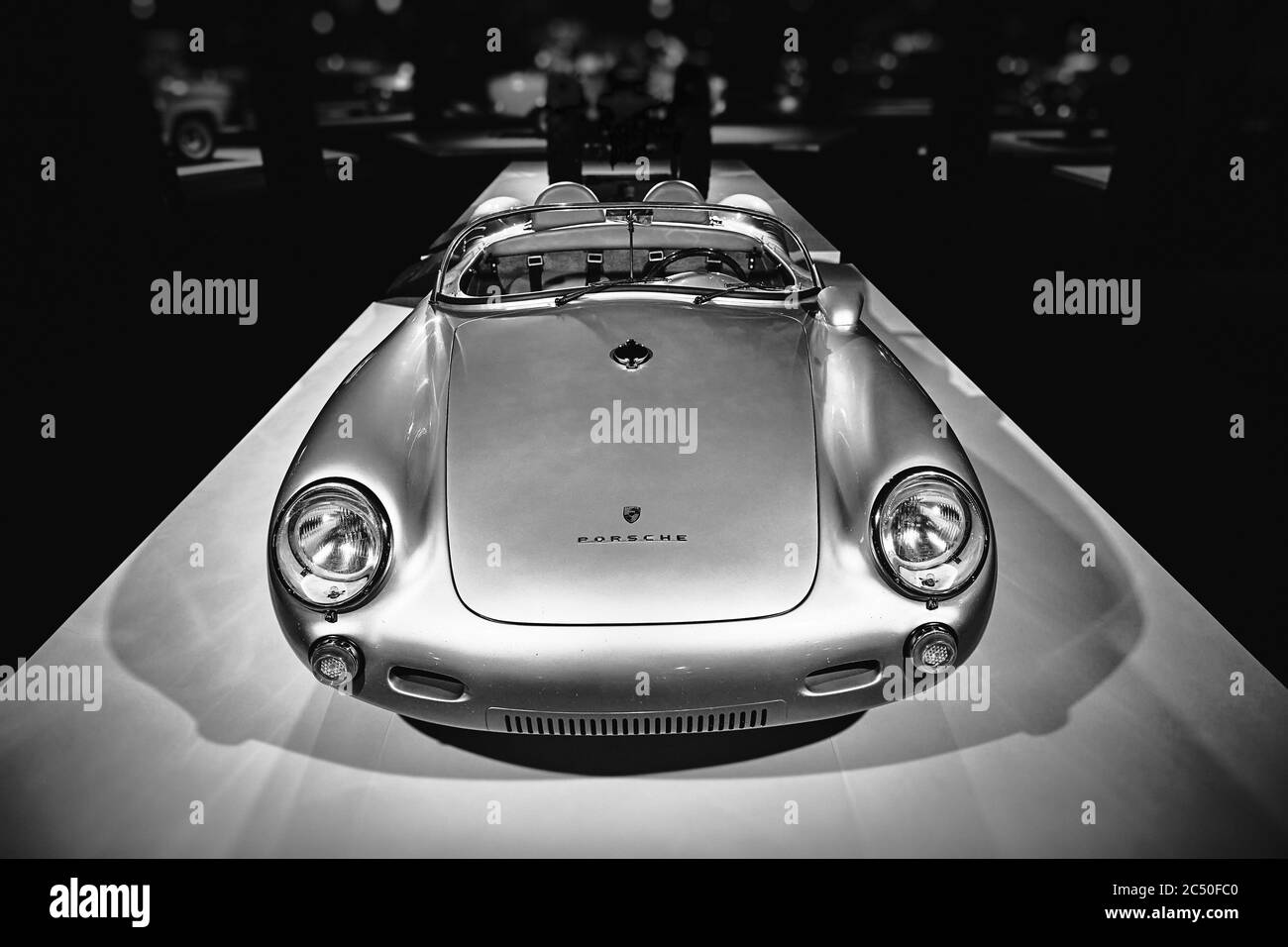 Porsche 550 Spyder. Legendärer erster Porsche Rennwagen. Oldtimer ...