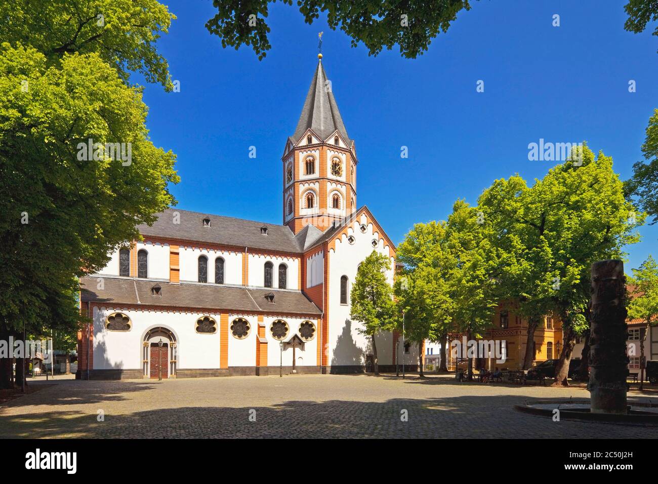 Basilika st margareta -Fotos und -Bildmaterial in hoher Auflösung – Alamy