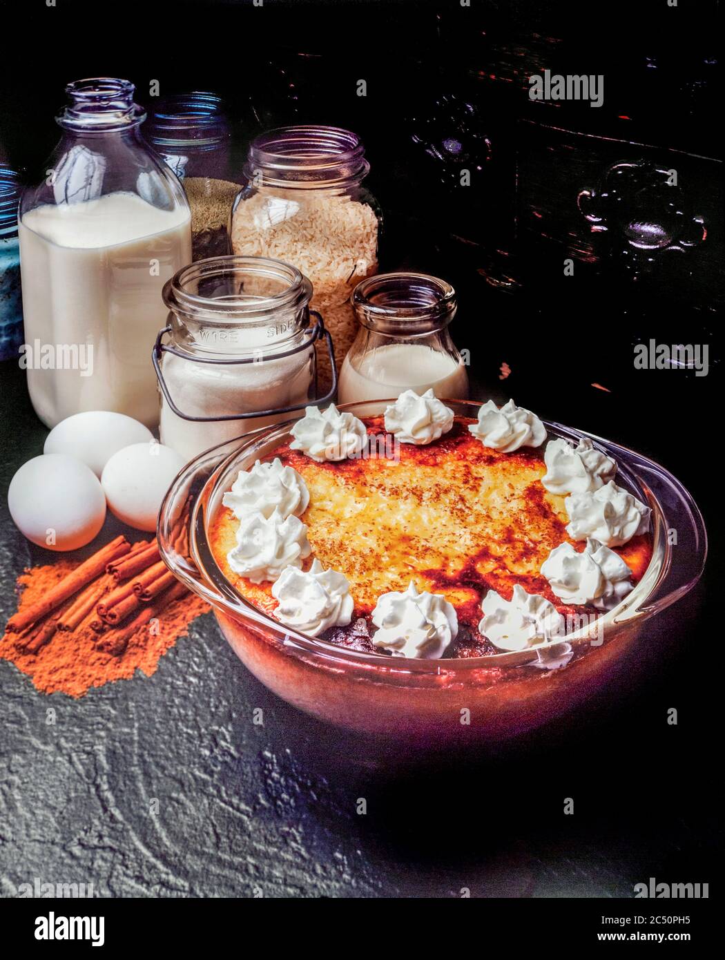 Traditioneller pudding -Fotos und -Bildmaterial in hoher Auflösung – Alamy