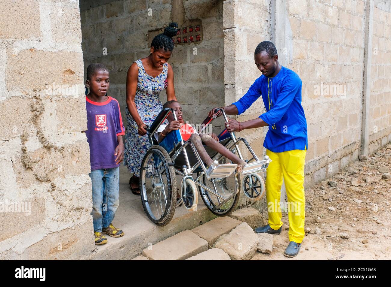 Geistig und körperlich behinderte Kinder des Waisenhauses "Nazareth ...