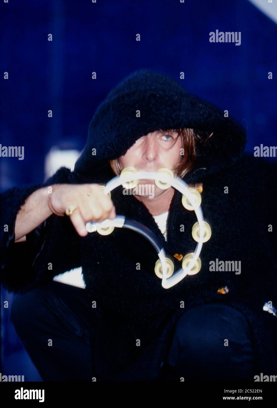 Oasis live am Loch Lomond 3. Aug 1996: Liam Gallagher Stockfotografie ...