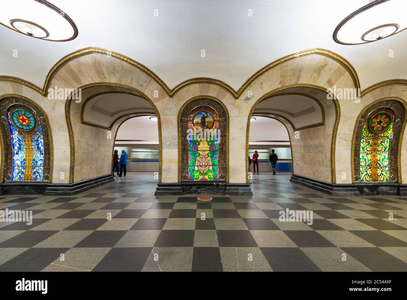 Russian underground -Fotos und -Bildmaterial in hoher Auflösung – Alamy