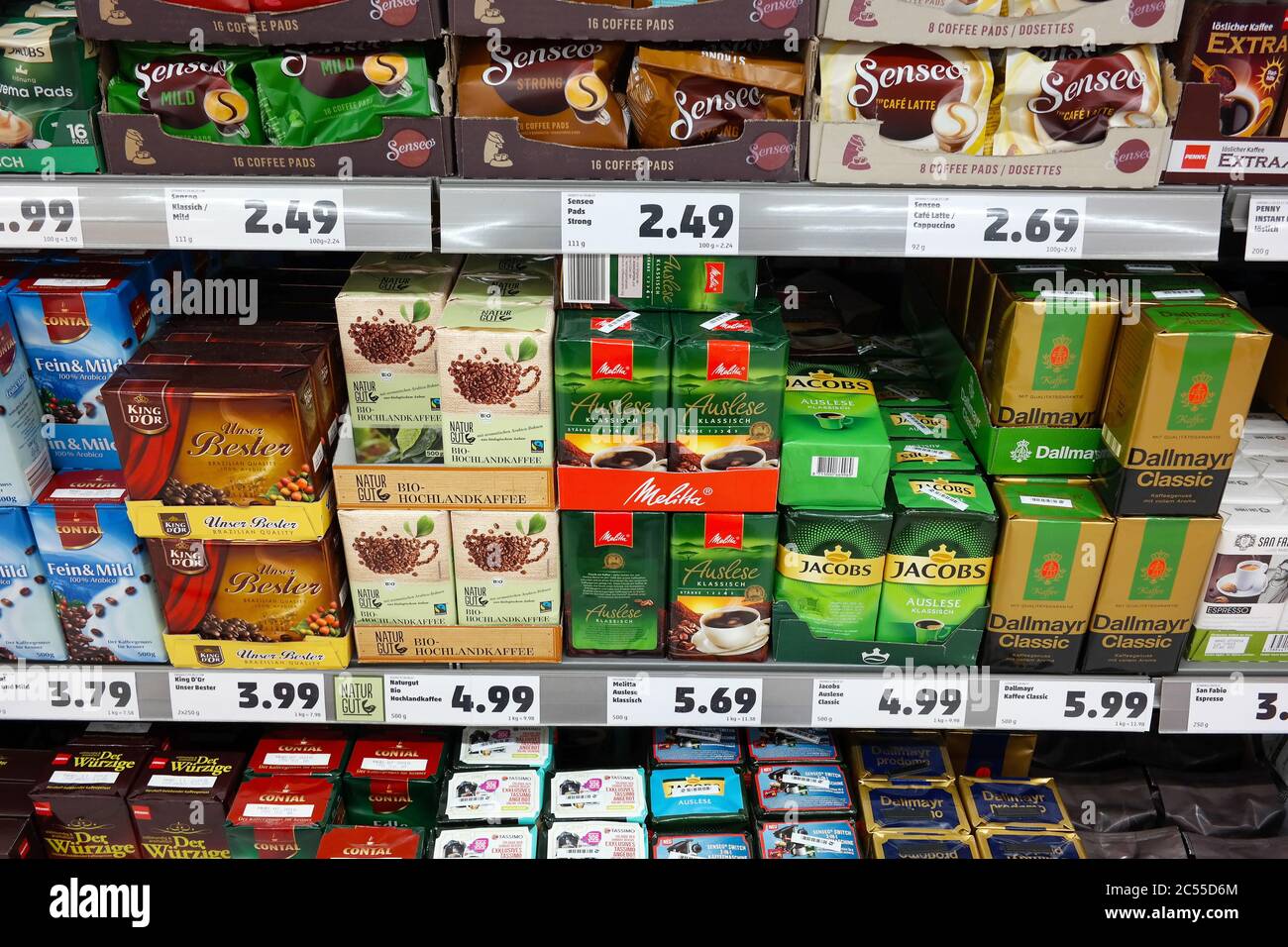 Jacobs coffee -Fotos und -Bildmaterial in hoher Auflösung – Alamy