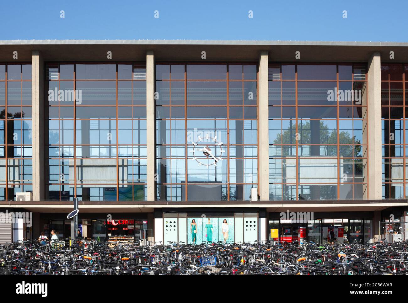 Hauptbahnhof heidelberg -Fotos und -Bildmaterial in hoher Auflösung – Alamy