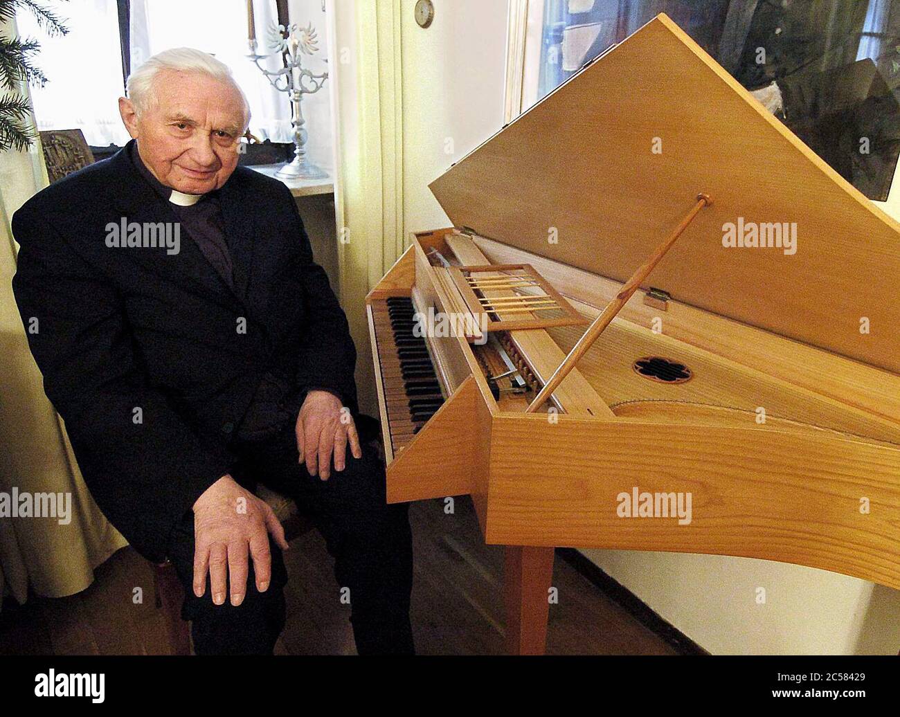 Georg ratzinger -Fotos und -Bildmaterial in hoher Auflösung – Alamy