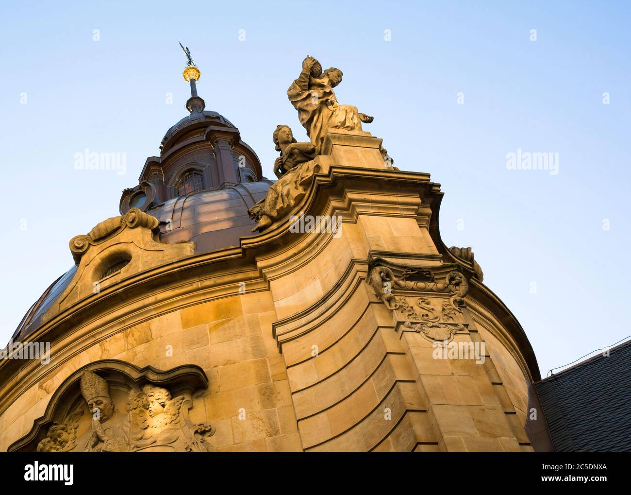 Kaple svateho jana sarkandra -Fotos und -Bildmaterial in hoher ...
