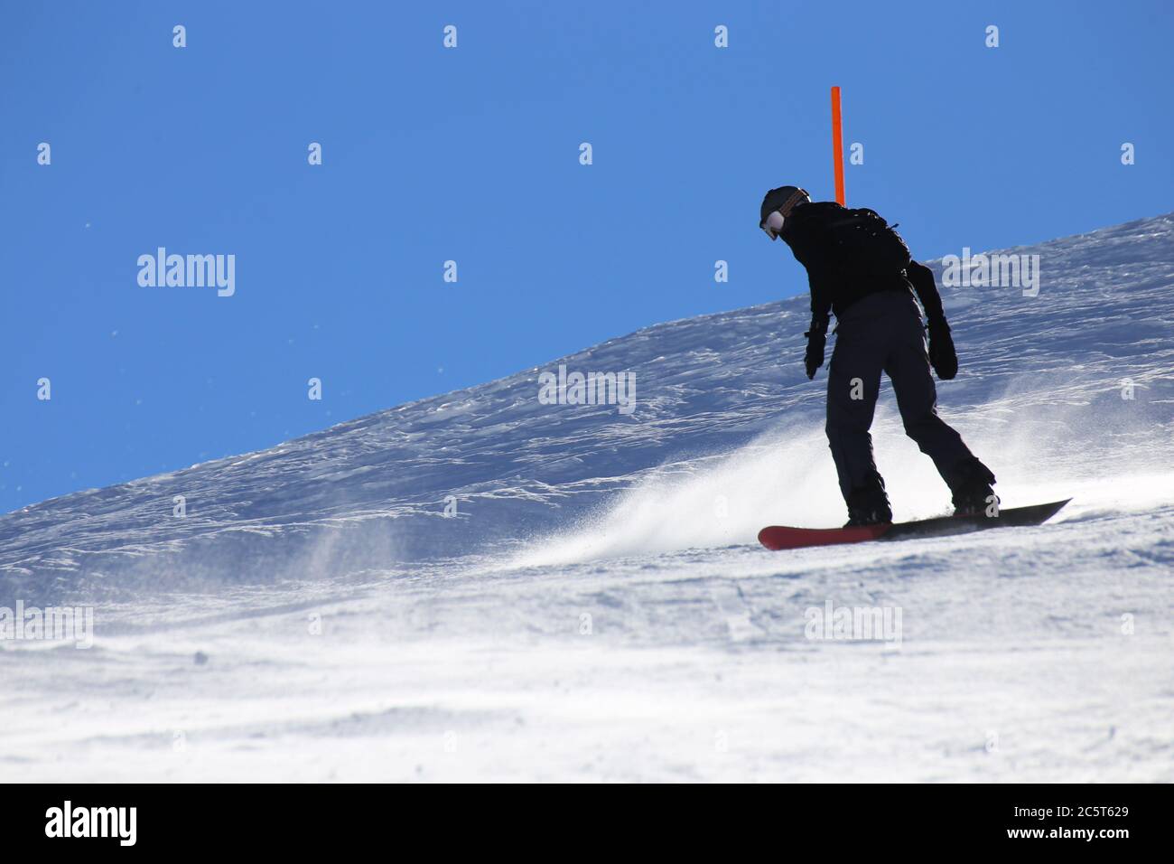 Rote skipiste -Fotos und -Bildmaterial in hoher Auflösung – Alamy
