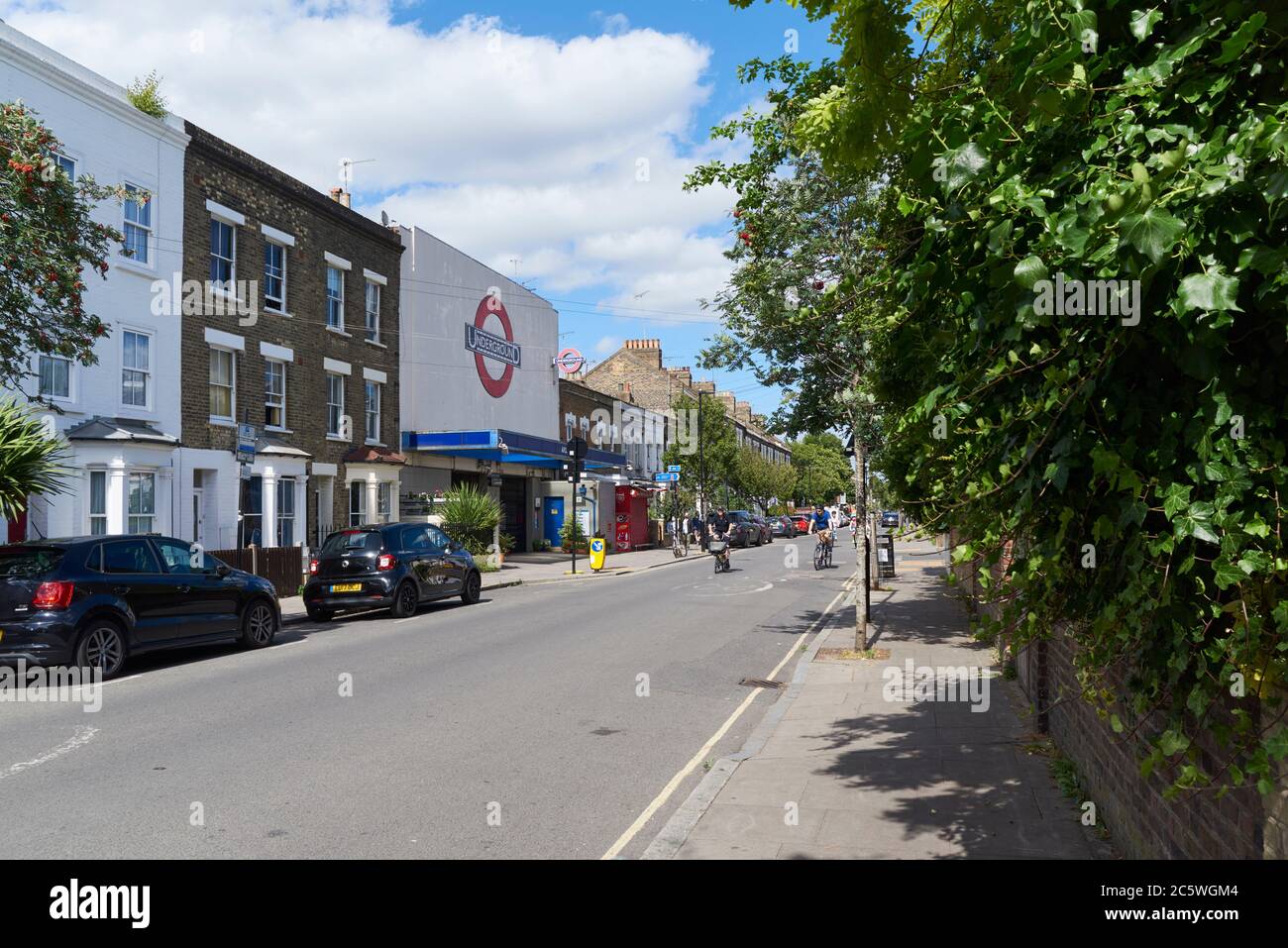 Britische verkehrszeichen -Fotos und -Bildmaterial in hoher Auflösung ...