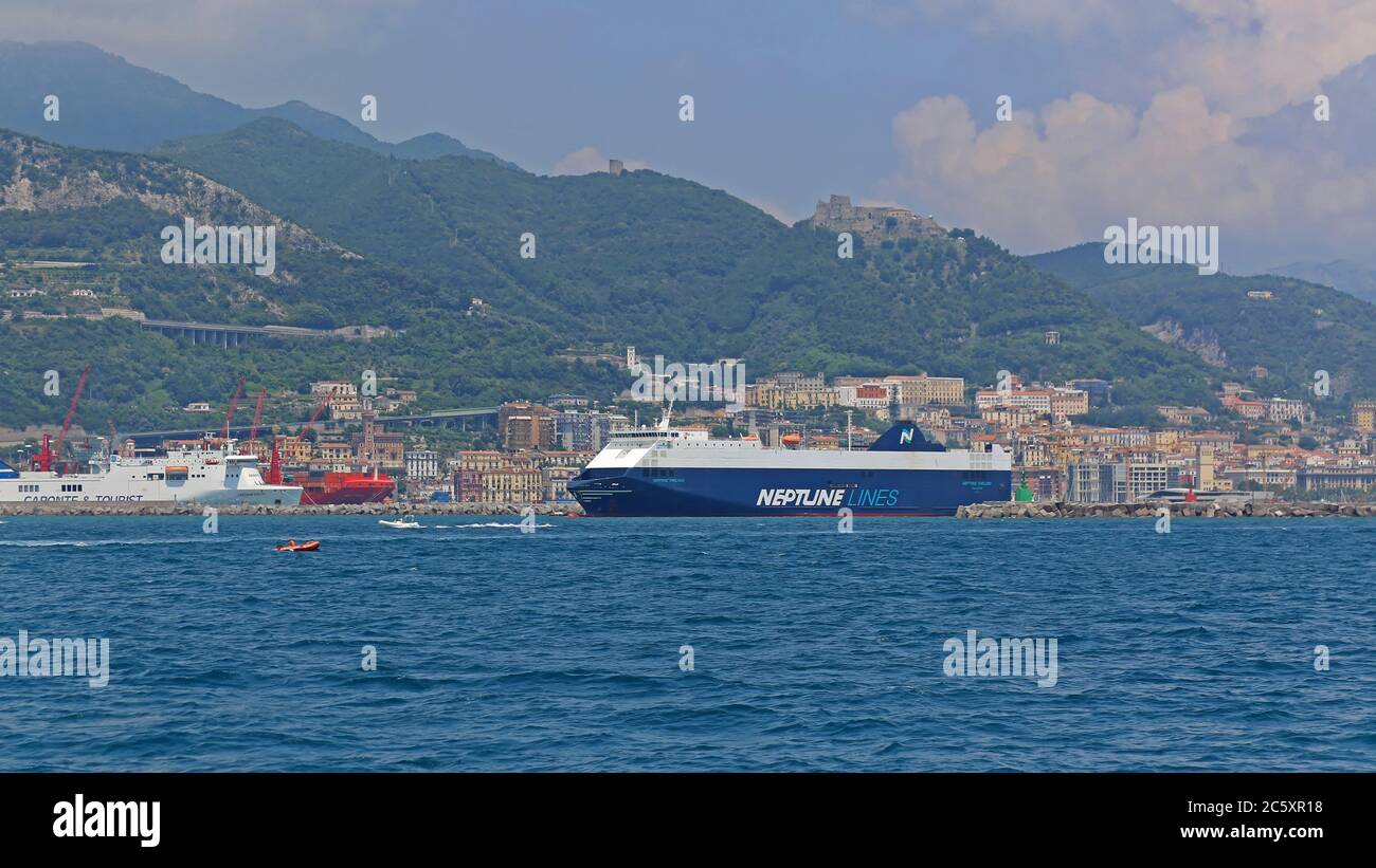 Roro ship -Fotos und -Bildmaterial in hoher Auflösung – Alamy