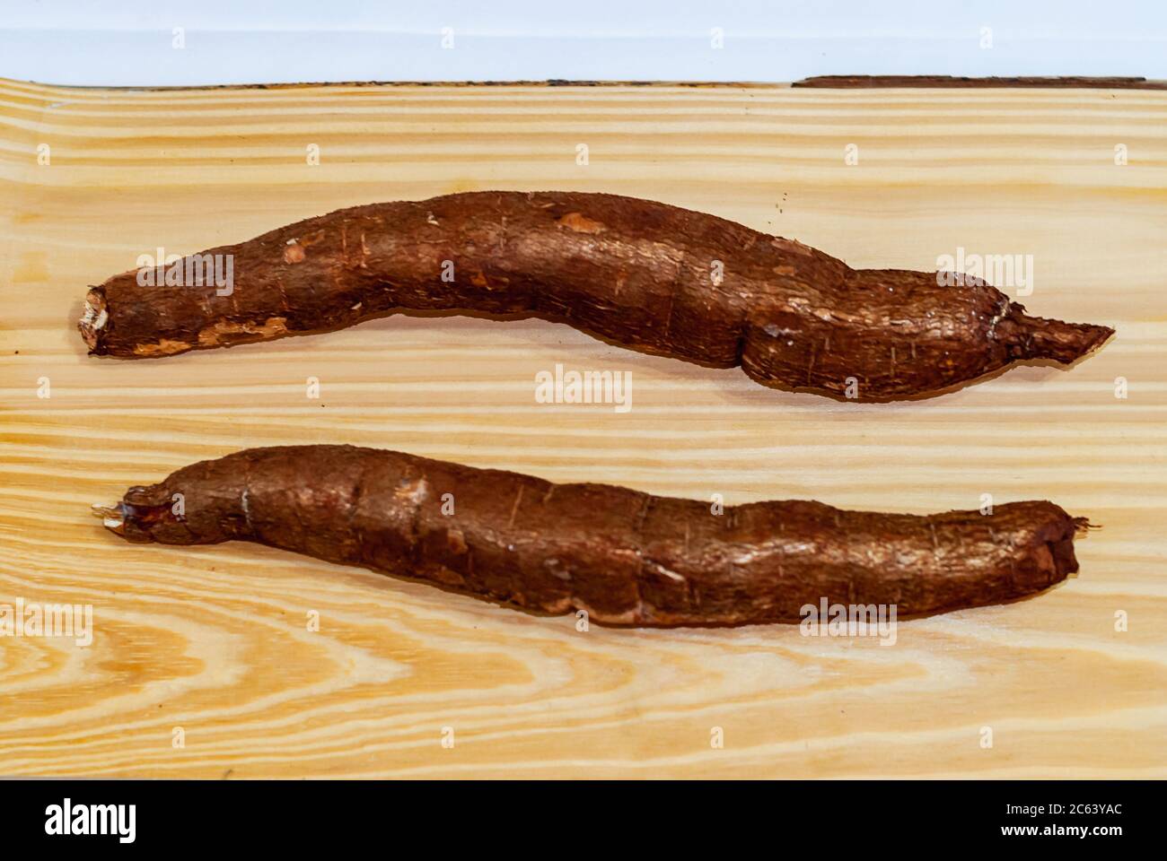 Maniok wird yuca genannt -Fotos und -Bildmaterial in hoher Auflösung ...