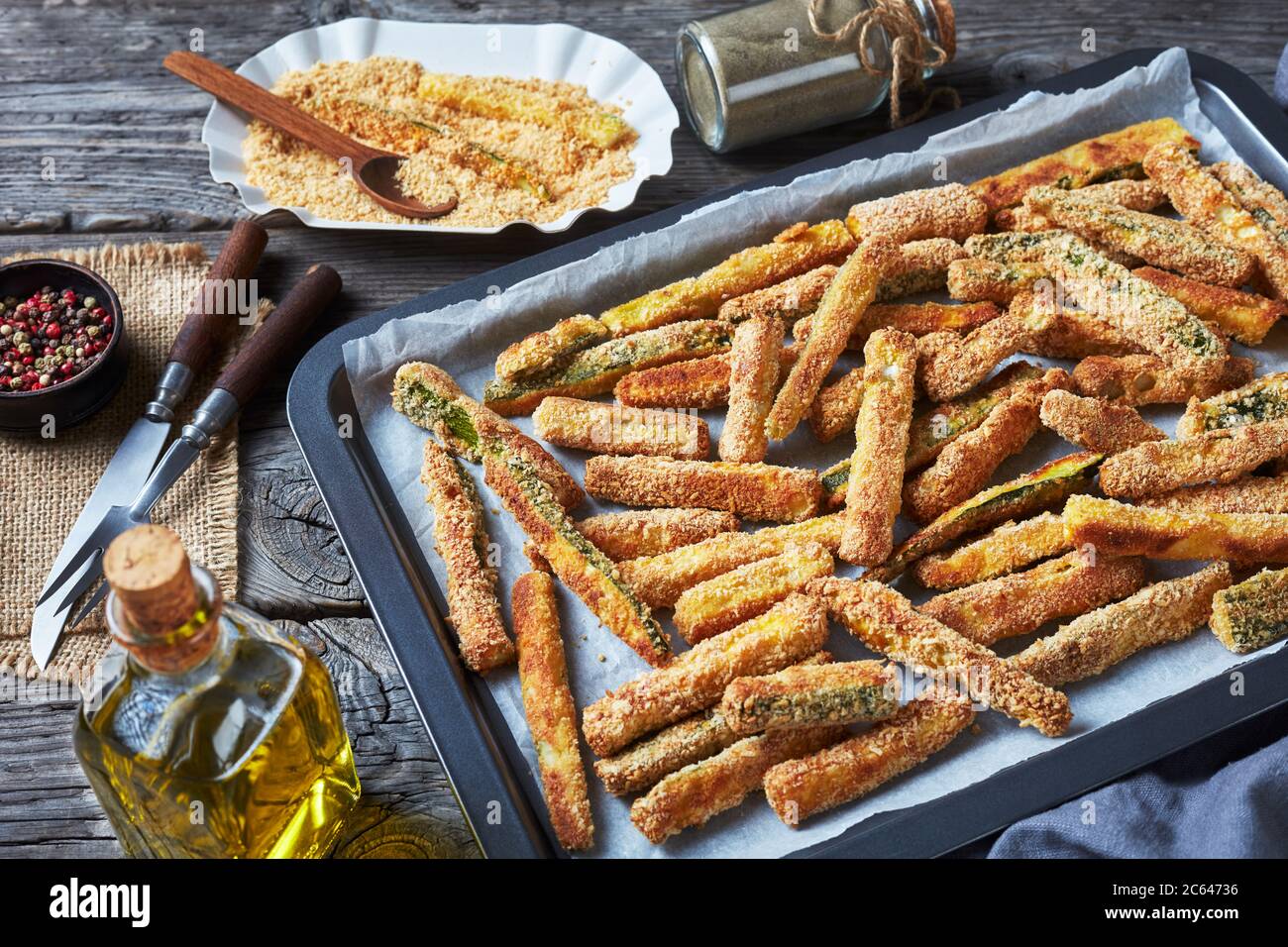 Parmesan sticks -Fotos und -Bildmaterial in hoher Auflösung – Alamy