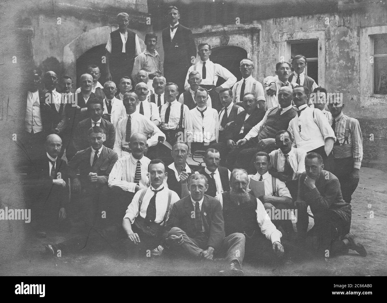 Historisches foto mann 1900 -Fotos und -Bildmaterial in hoher Auflösung ...