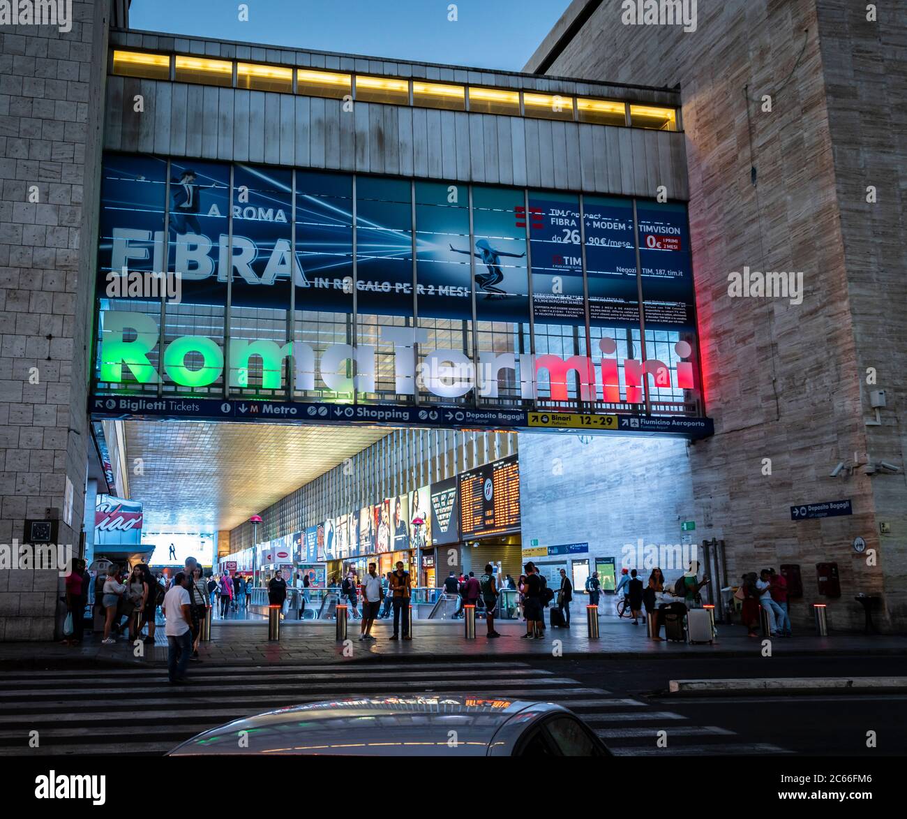 Bahnhof roma termini -Fotos und -Bildmaterial in hoher Auflösung – Alamy