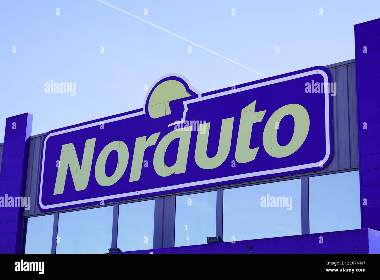 Norauto logo -Fotos und -Bildmaterial in hoher Auflösung – Alamy