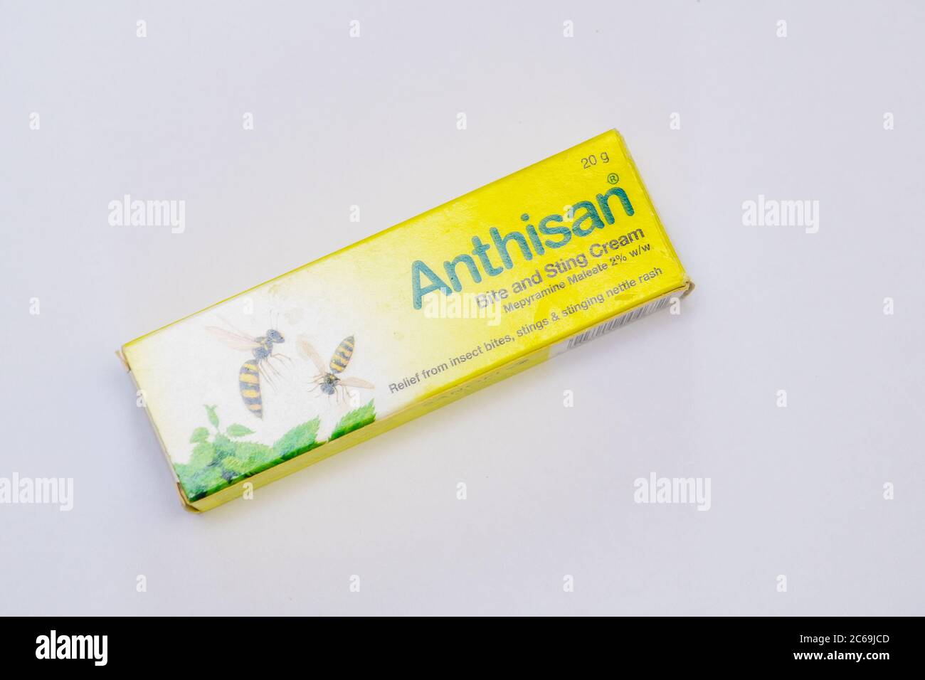 Insekten spray creme -Fotos und -Bildmaterial in hoher Auflösung – Alamy