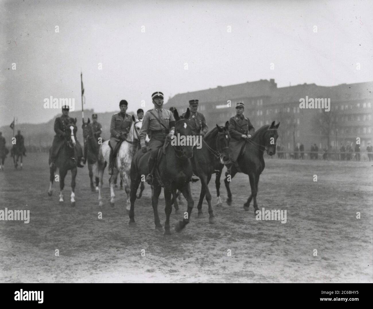 Appell (Roll Call) der SA Heinrich Hoffmann fotografiert 1934 Adolf ...