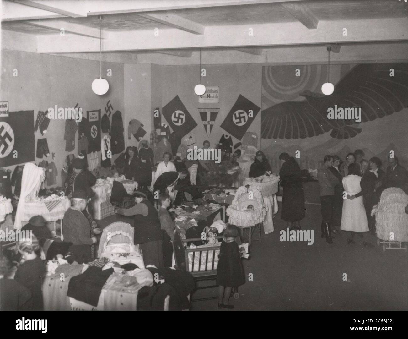 Hosenberg in der Krolloper Berlin Heinrich Hoffmann fotografiert 1934 ...