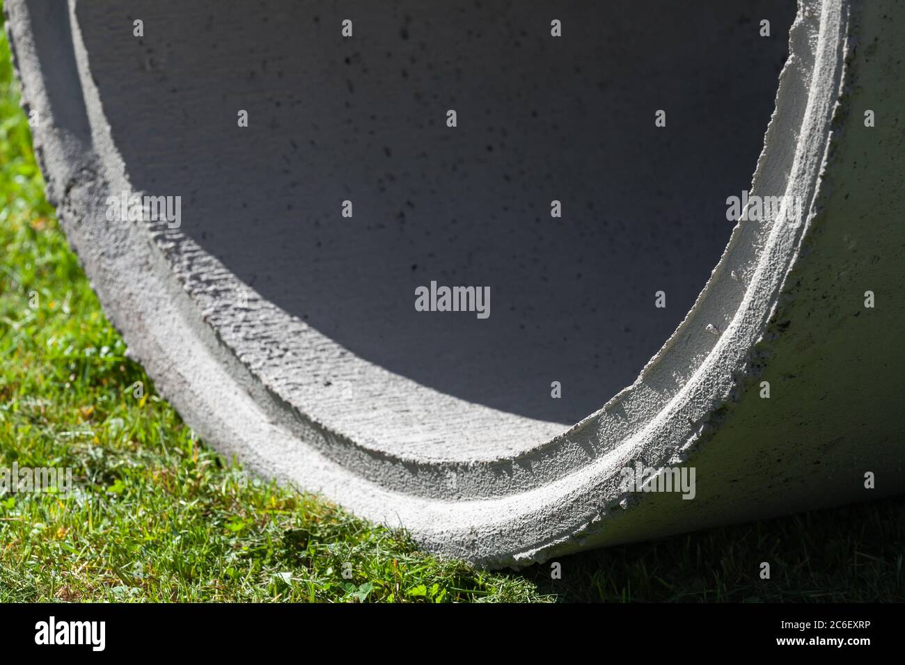 Brunnen Ring Beton Stockfotos und -bilder Kaufen - Alamy