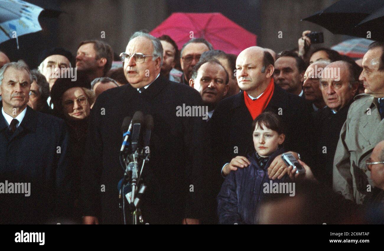 Westdeutscher kanzler helmut kohl -Fotos und -Bildmaterial in hoher ...