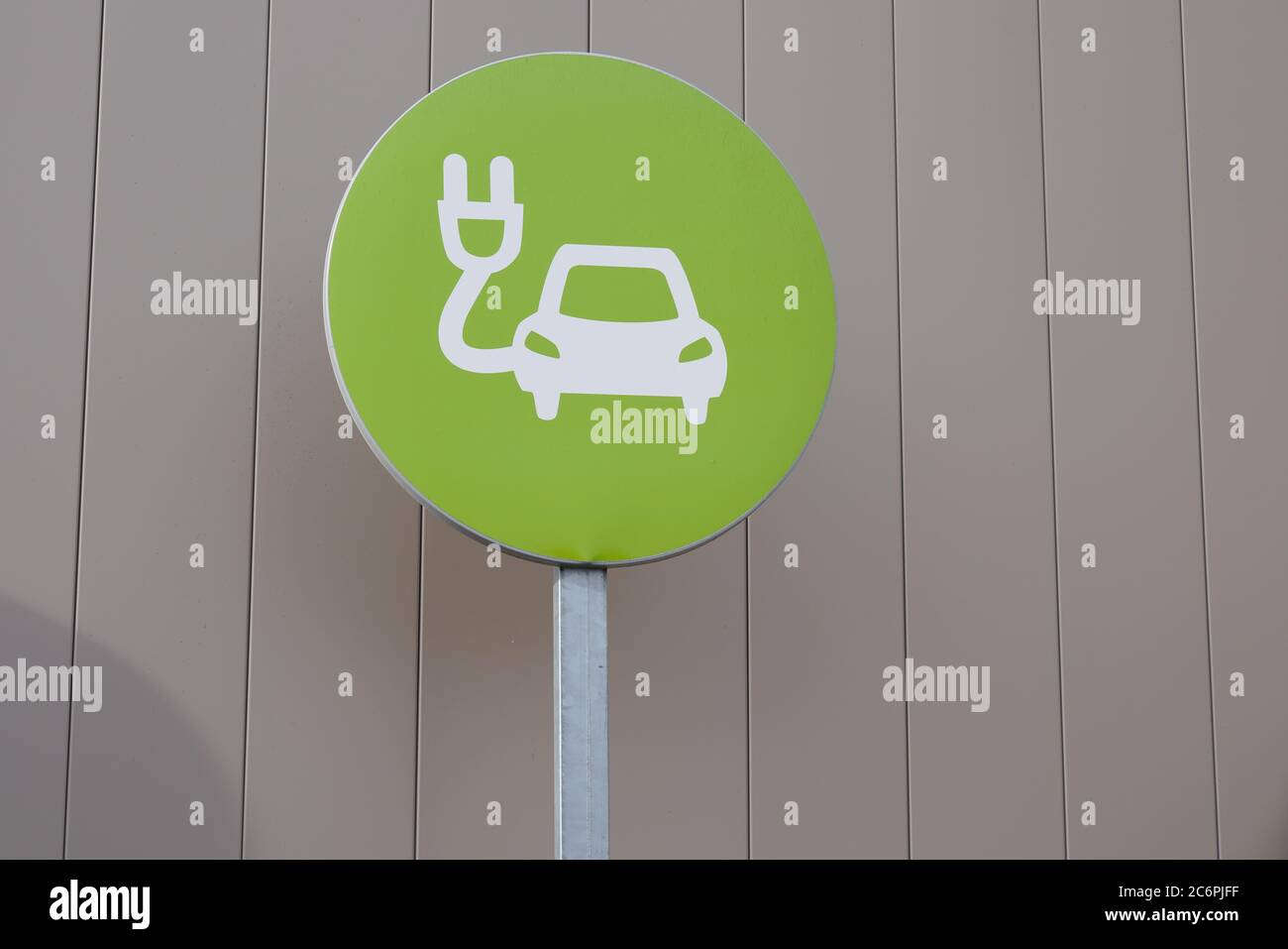 Grüne Elektro-Auto Ladestation Symbol Fahrzeug Zeichen Stockfotografie ...