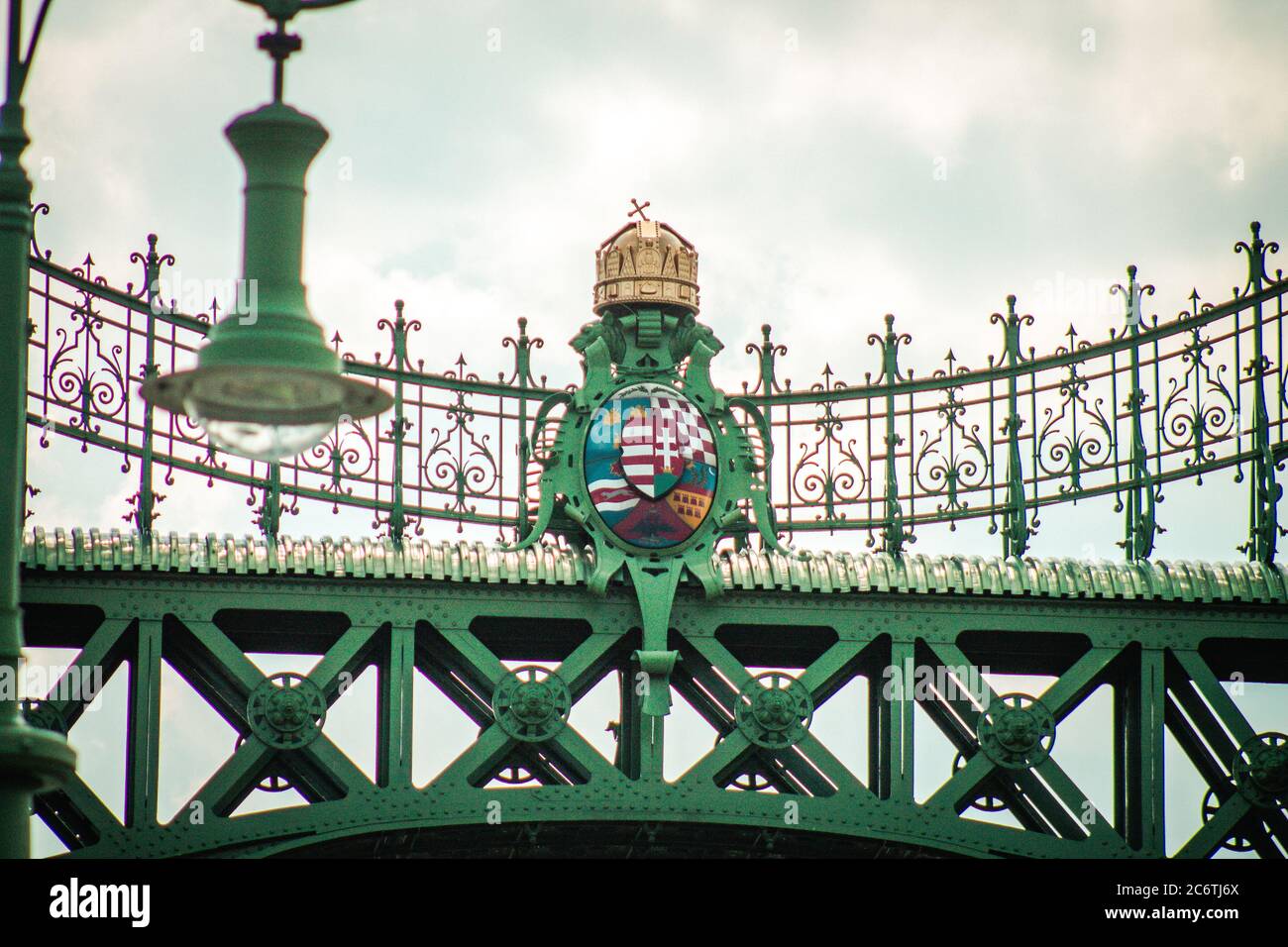 Budapest Ungarn 11. juli 2020 Blick auf die Szechenyi Kettenbrücke ist ...