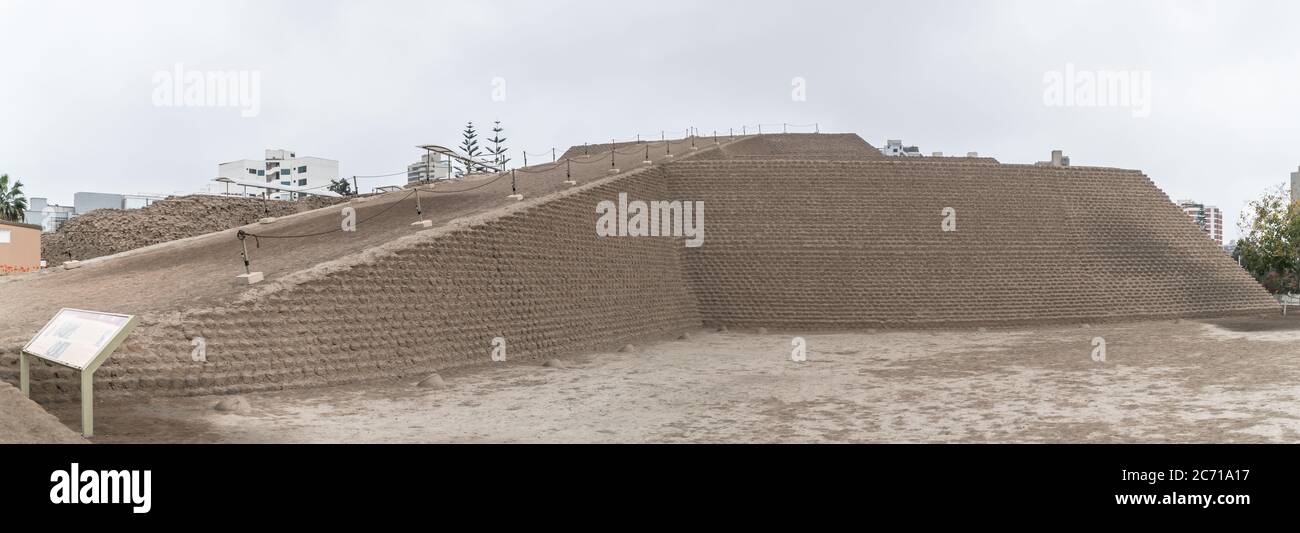 Huaca huallamarca -Fotos und -Bildmaterial in hoher Auflösung – Alamy