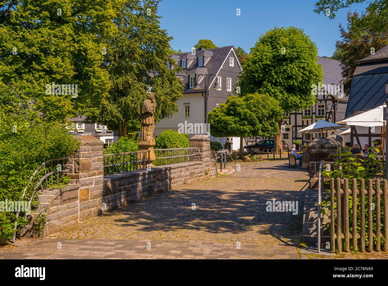 Bezirk hochsauerlandkreis -Fotos und -Bildmaterial in hoher Auflösung ...