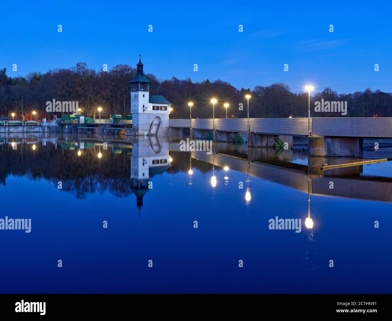 Wehr, Wehr, Abfluss, Fluss, Wasser, Beton, Uferbefestigung, Böschung ...