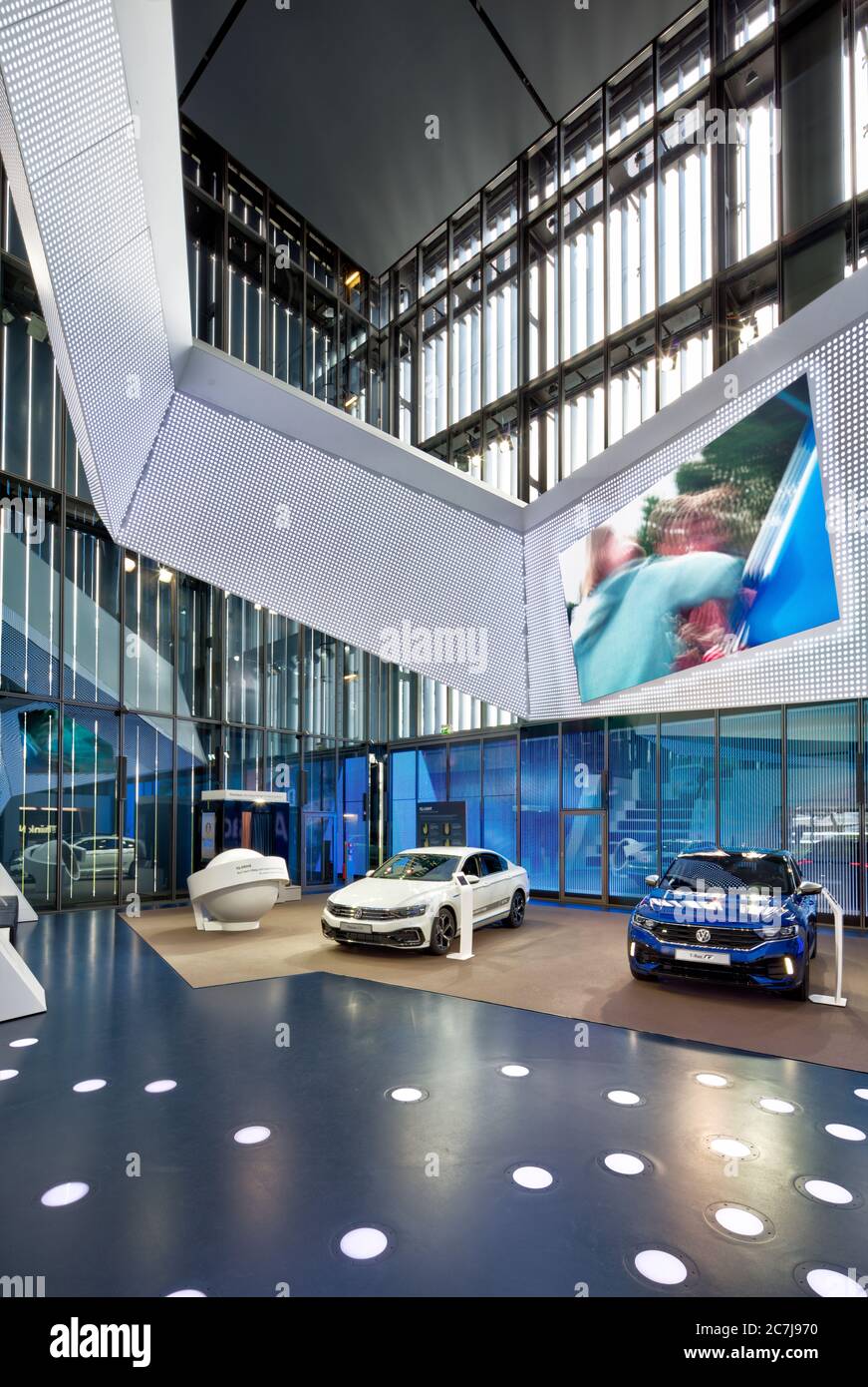 Vw Autostadt Wolfsburg Lower Germany Stockfotos und -bilder Kaufen - Alamy