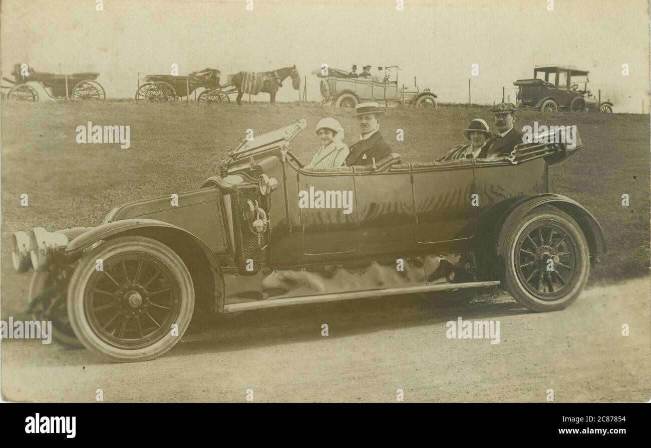 Torpedo car -Fotos und -Bildmaterial in hoher Auflösung – Alamy