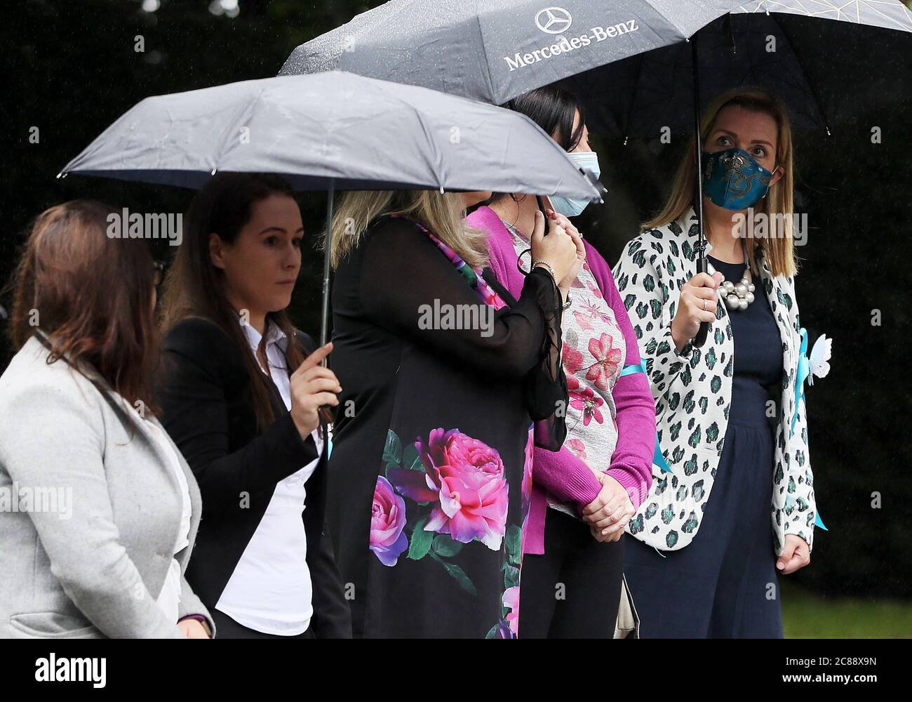 Cervicalcheck campaginger vicky phelan -Fotos und -Bildmaterial in ...