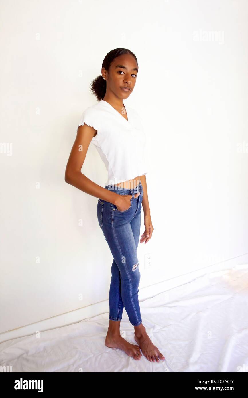 Schwarzes mädchen -Fotos und -Bildmaterial in hoher Auflösung – Alamy