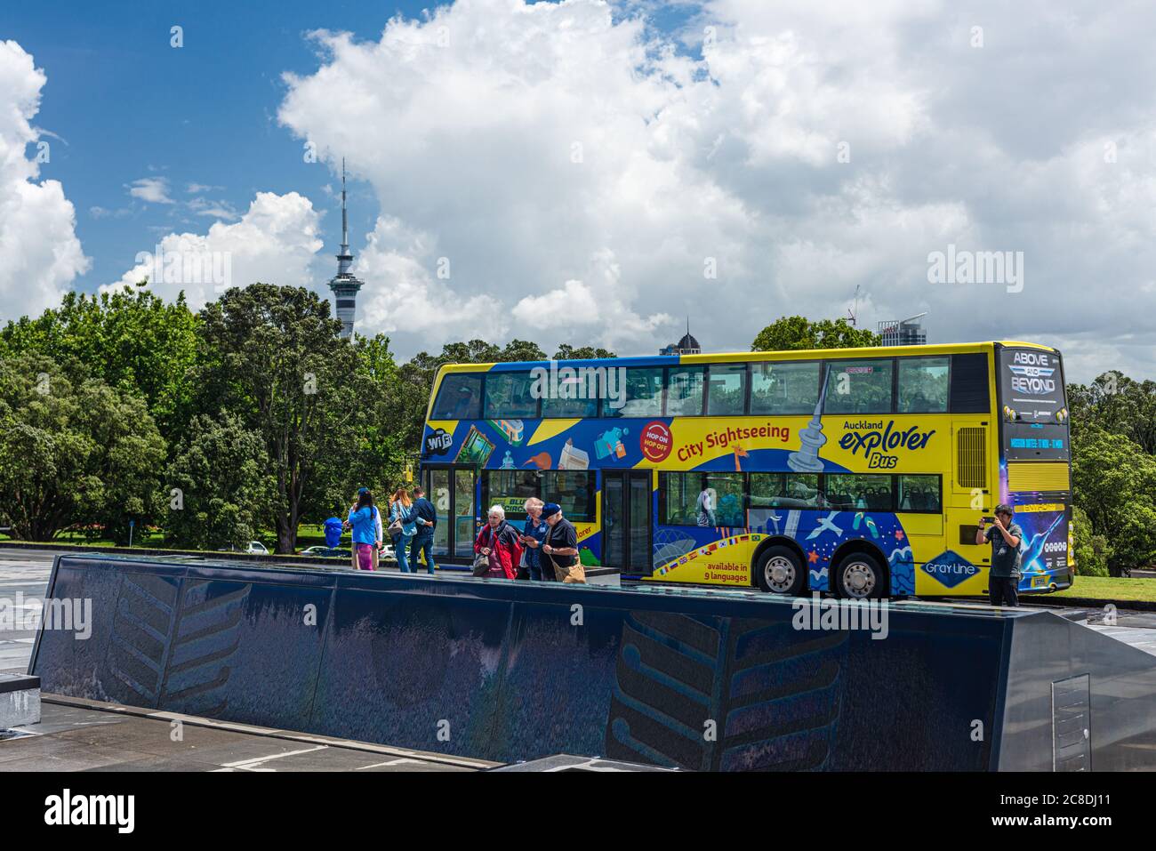 Auckland explorer bus -Fotos und -Bildmaterial in hoher Auflösung – Alamy