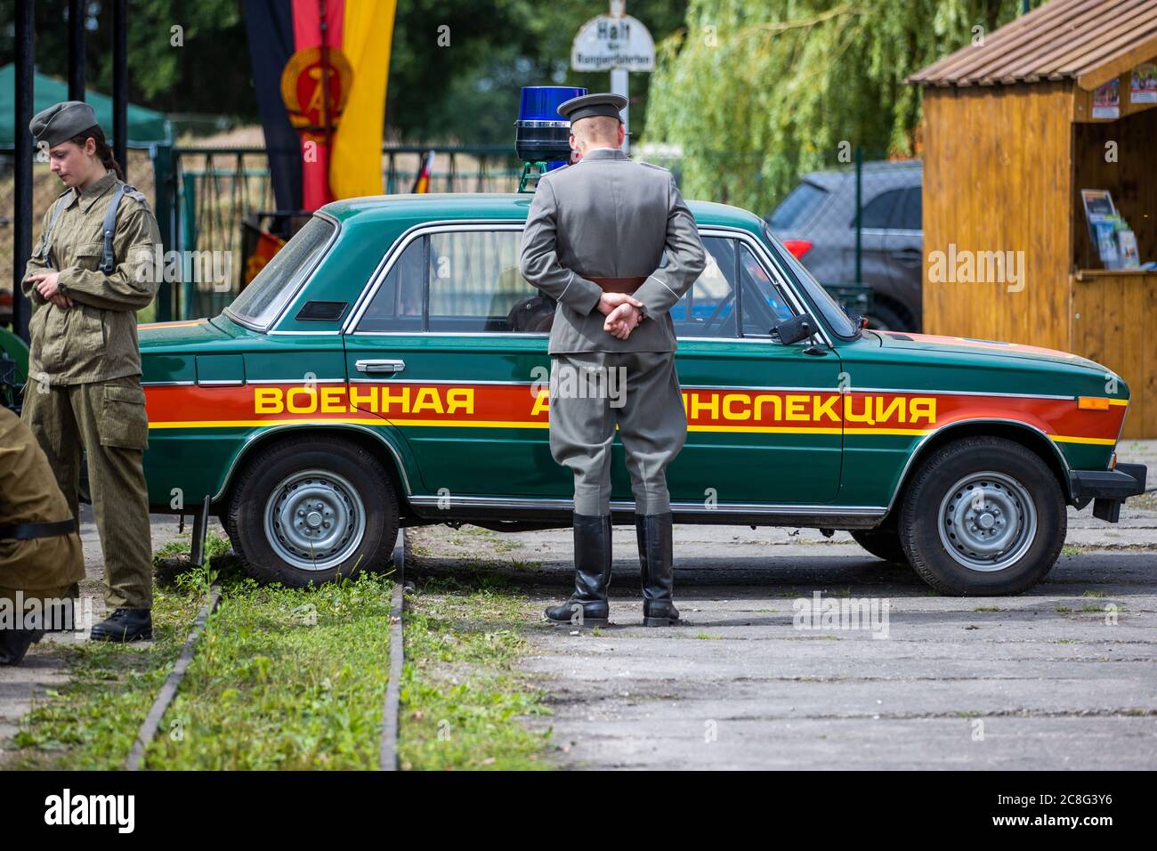 Historische polizeiuniform deutschland -Fotos und -Bildmaterial in ...